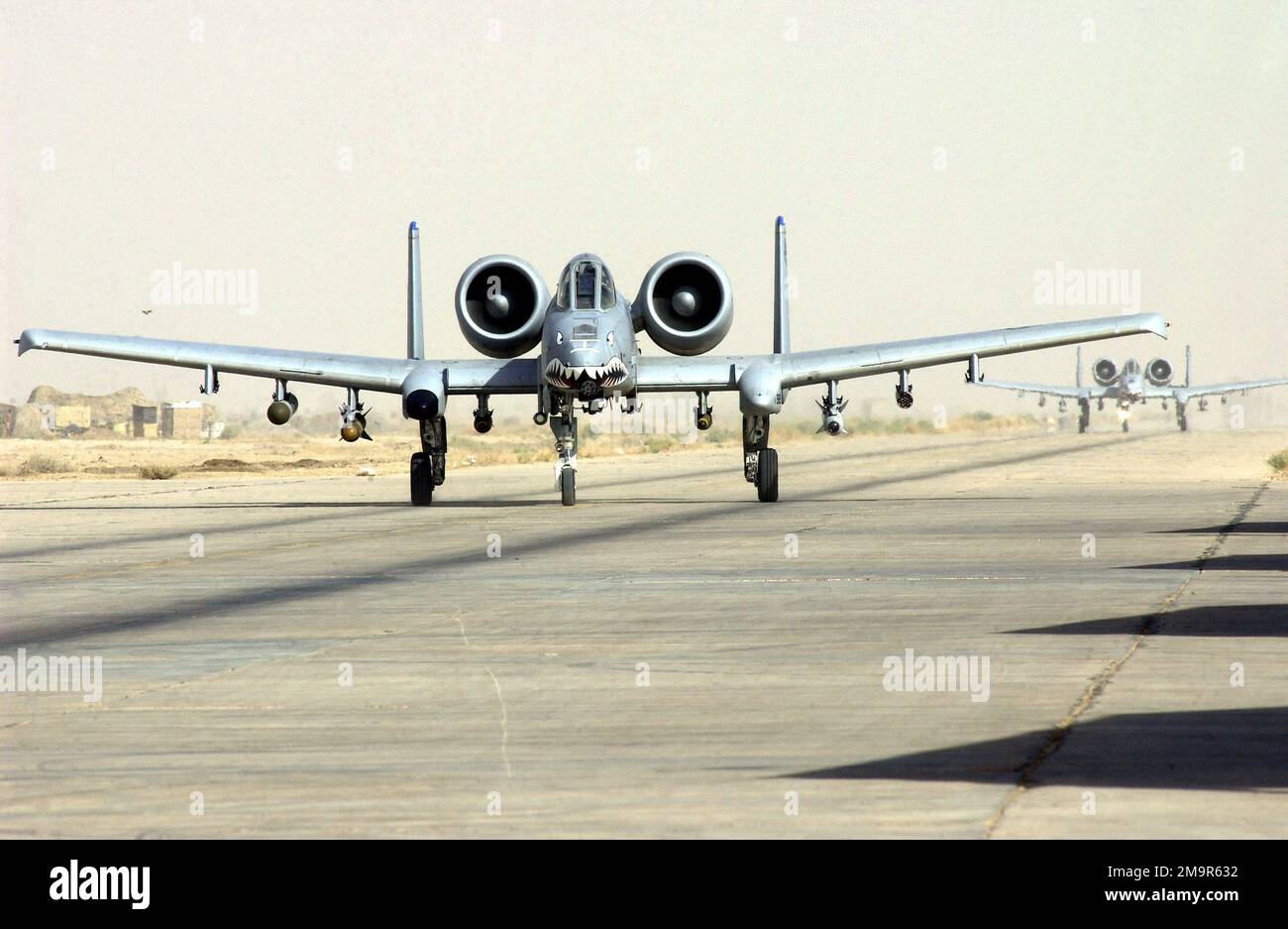 Tallil air base hi-res stock photography and images - Alamy