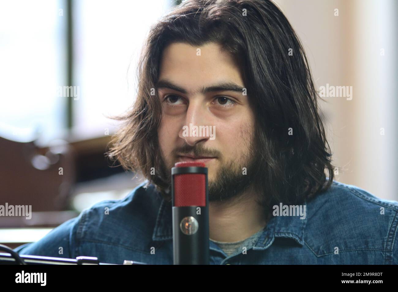 Noah kahan singer hi-res stock photography and images - Alamy