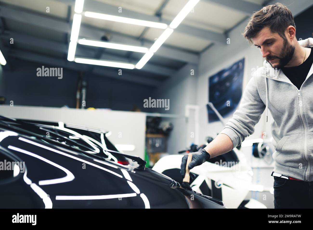 Car cleaning professionals hi-res stock photography and images - Alamy