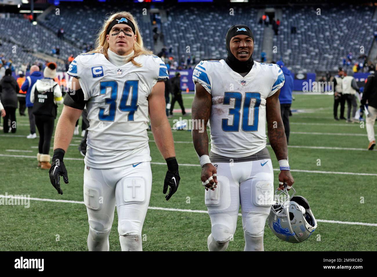 Detroit Lions linebacker Alex Anzalone (34) and Jamaal Williams (30 ...
