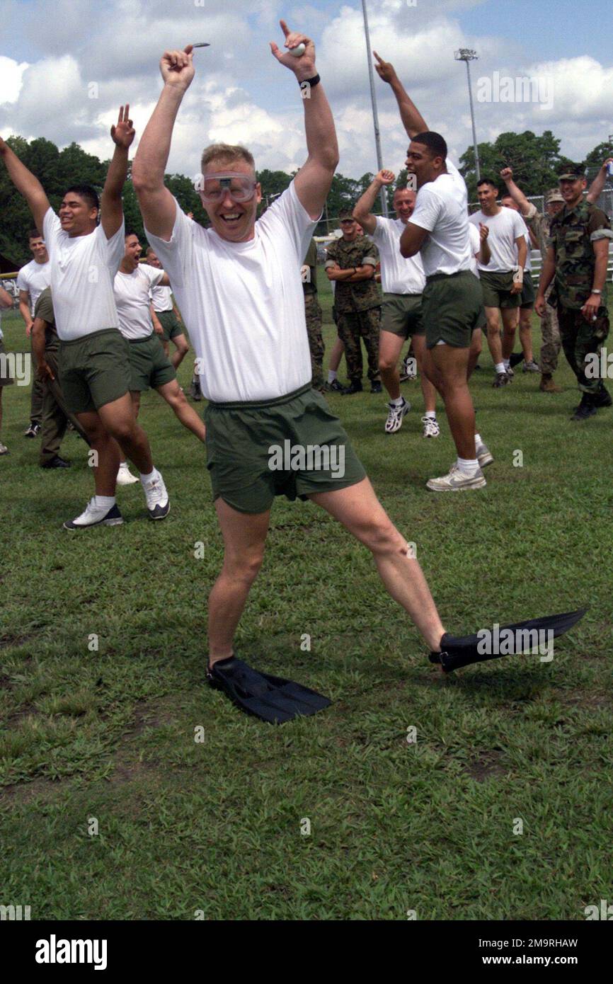 US Marine Corps (USMC) Headquarters and Headquarters Service Squadrons ...