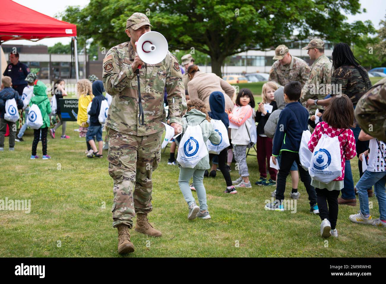 U.S. Air Force Tech. Sgt. Jonathan Altamirano, left, 423rd Force ...