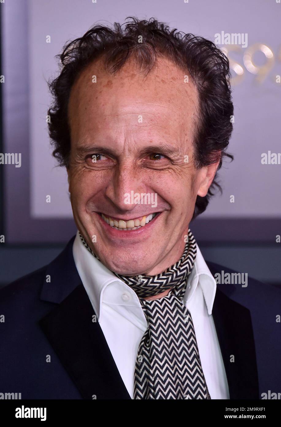 Daniel Gimenez Cacho arrives at the Governors Awards on Saturday, Nov ...