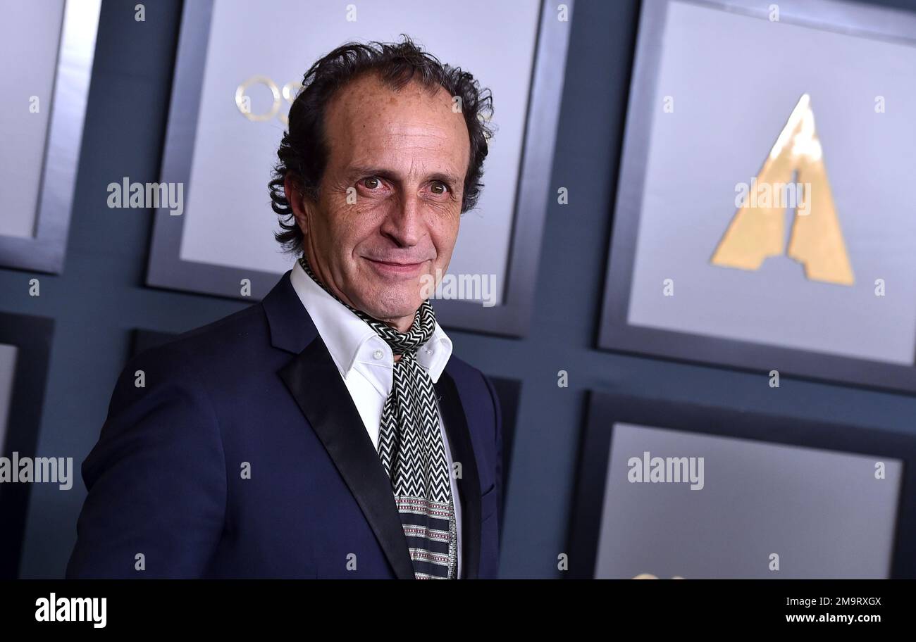 Daniel Gimenez Cacho arrives at the Governors Awards on Saturday, Nov ...
