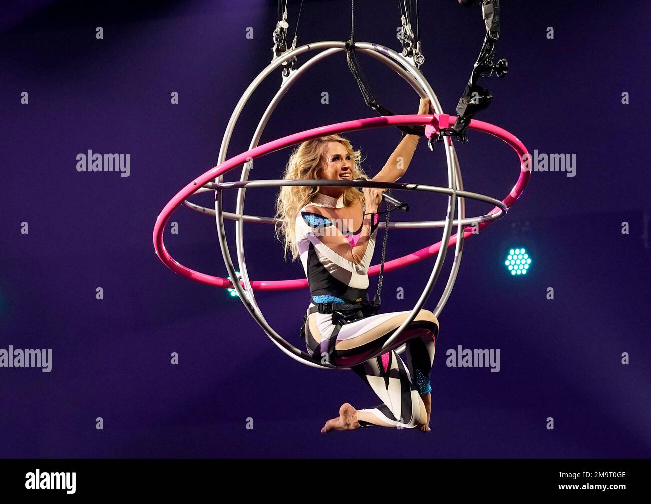 Carrie Underwood performs "Crazy Angels" at the American Music Awards ...