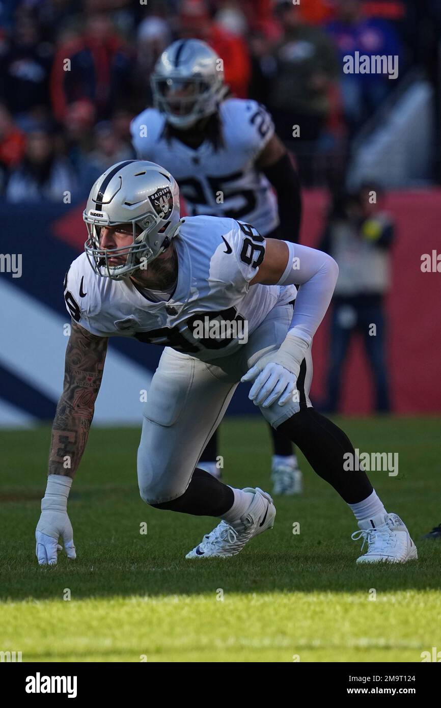 Las Vegas Raiders defensive end Maxx Crosby (98) against the Denver ...