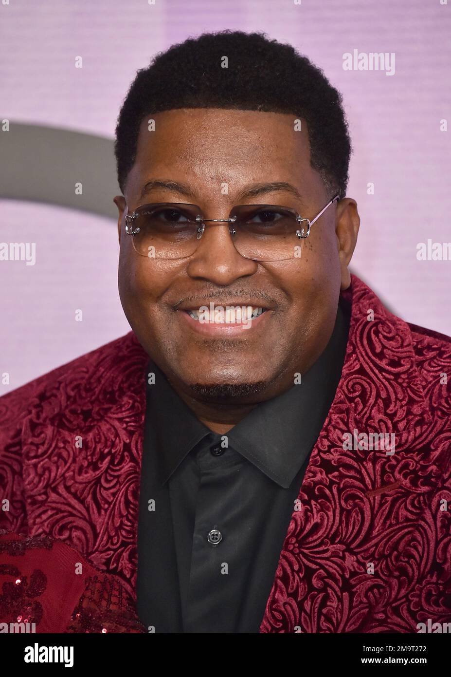 E. Dewey Smith arrives at the American Music Awards on Sunday, Nov. 20 ...