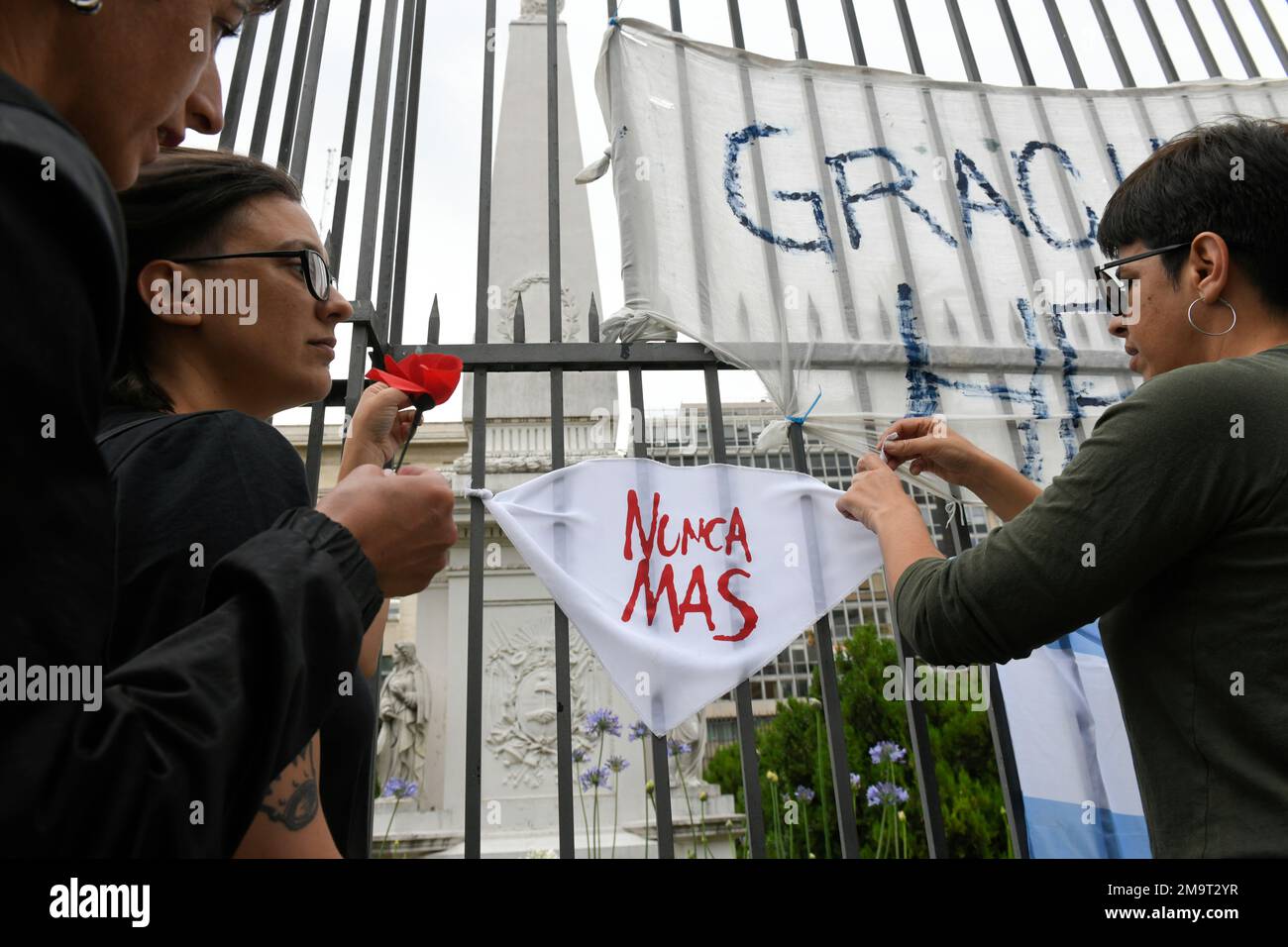 Members of the Mothers of Plaza de Mayo and HIJOS human rights ...