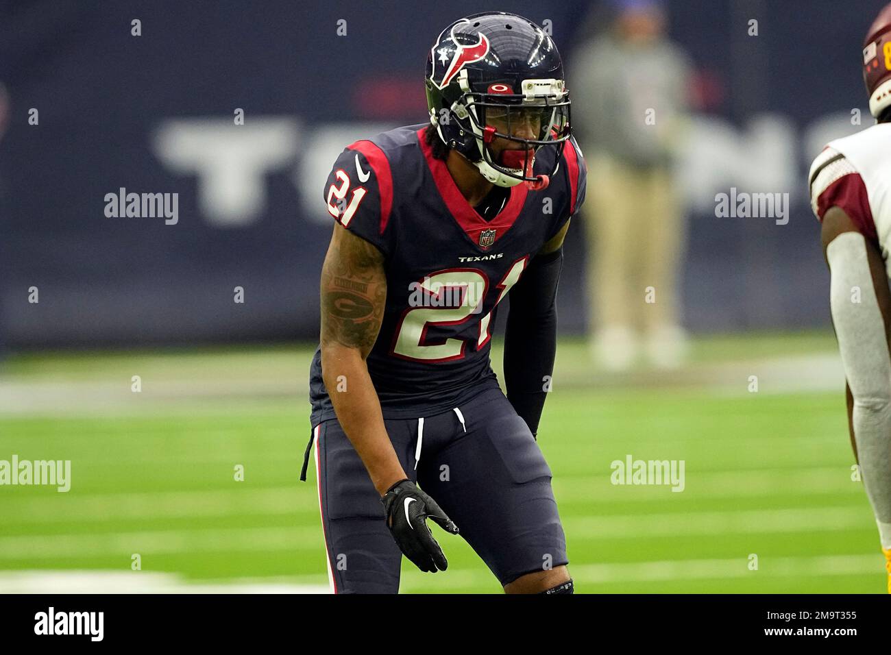 Houston Texans cornerback Steven Nelson (21) lines up against the ...