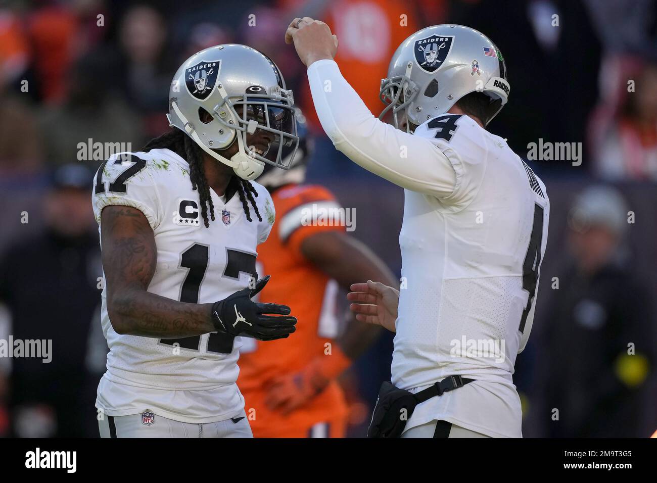 Las Vegas Raiders wide receiver Davante Adams (17) celebrates after ...