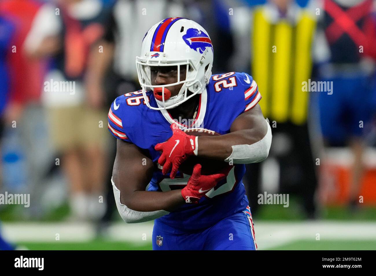 Buffalo Bills running back Devin Singletary rushes during the first ...
