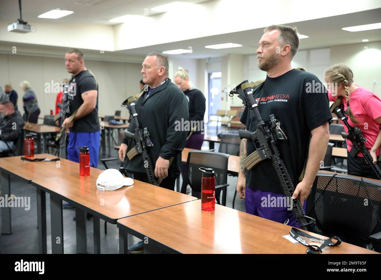 Marine Corps recruiting stations Kansas City and Des Moines brought ...