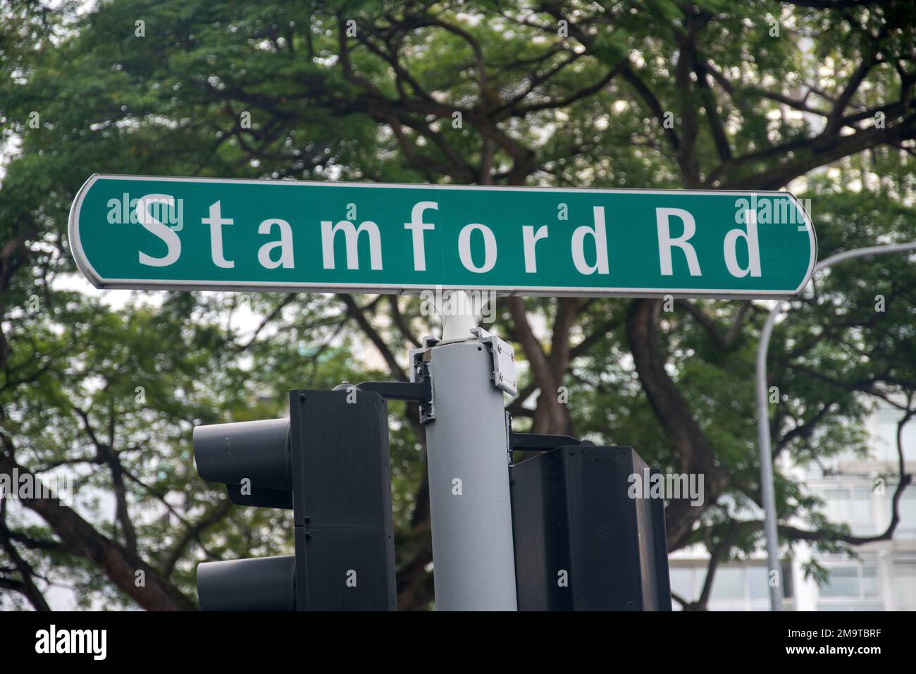Street sign of Stamford Road in central Singapore Stock Photo - Alamy
