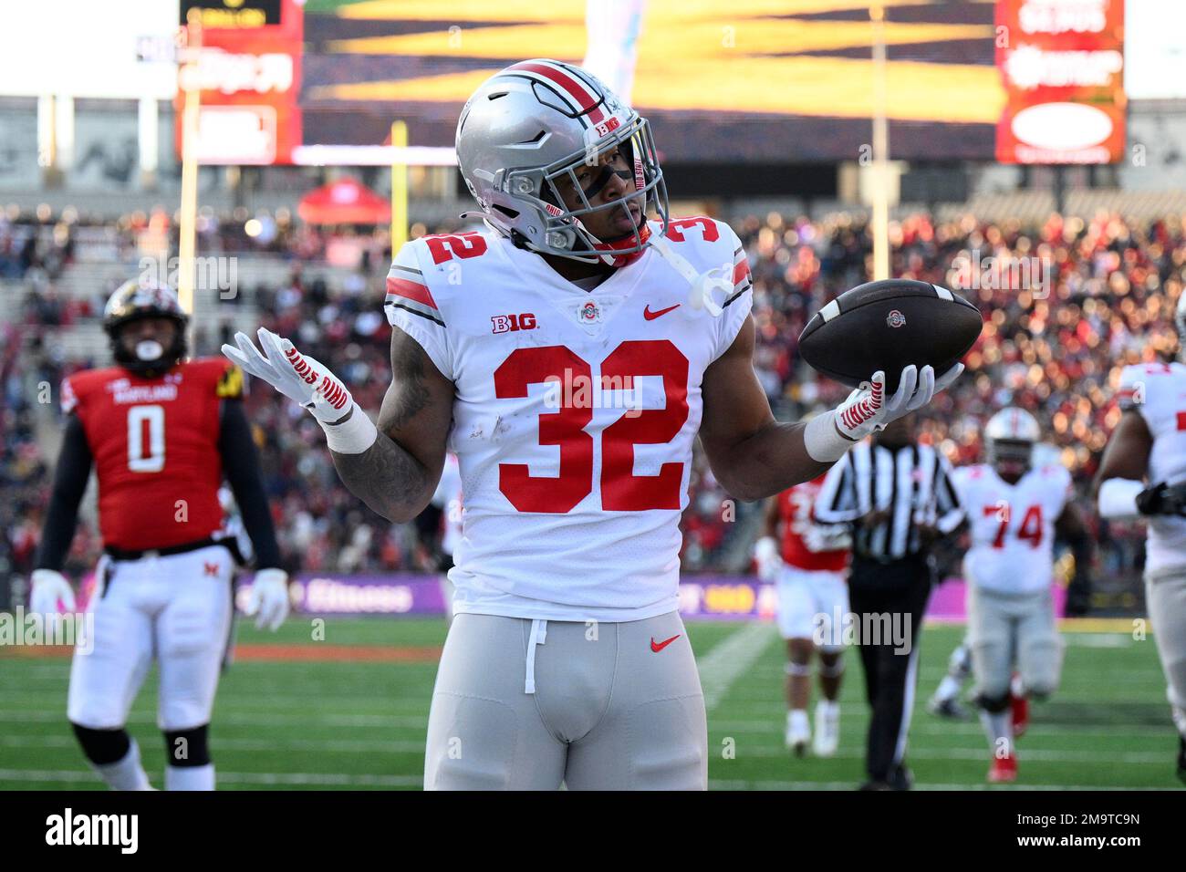 Ohio State running back TreVeyon Henderson celebrates his touchdown ...