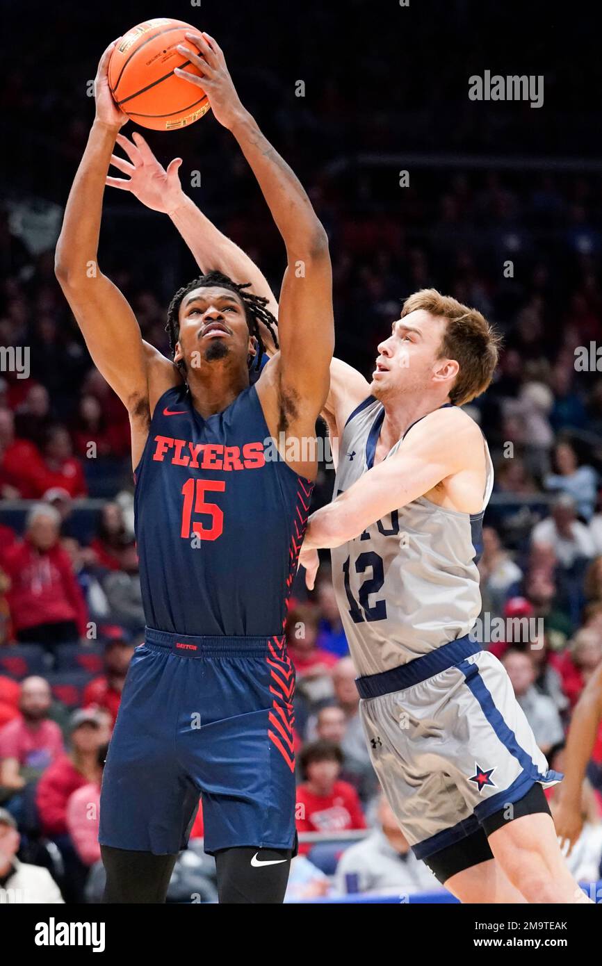 Dayton forward DaRon Holmes II (15) jumps to the basket for a layup as ...