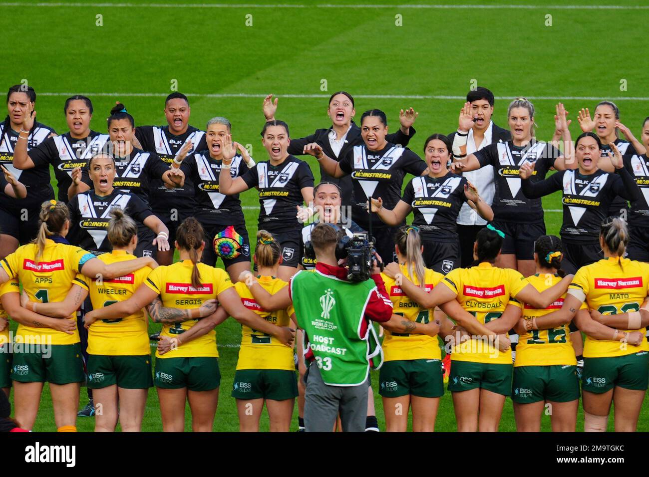 New Zealand players perform the traditional Haka before the Women's ...