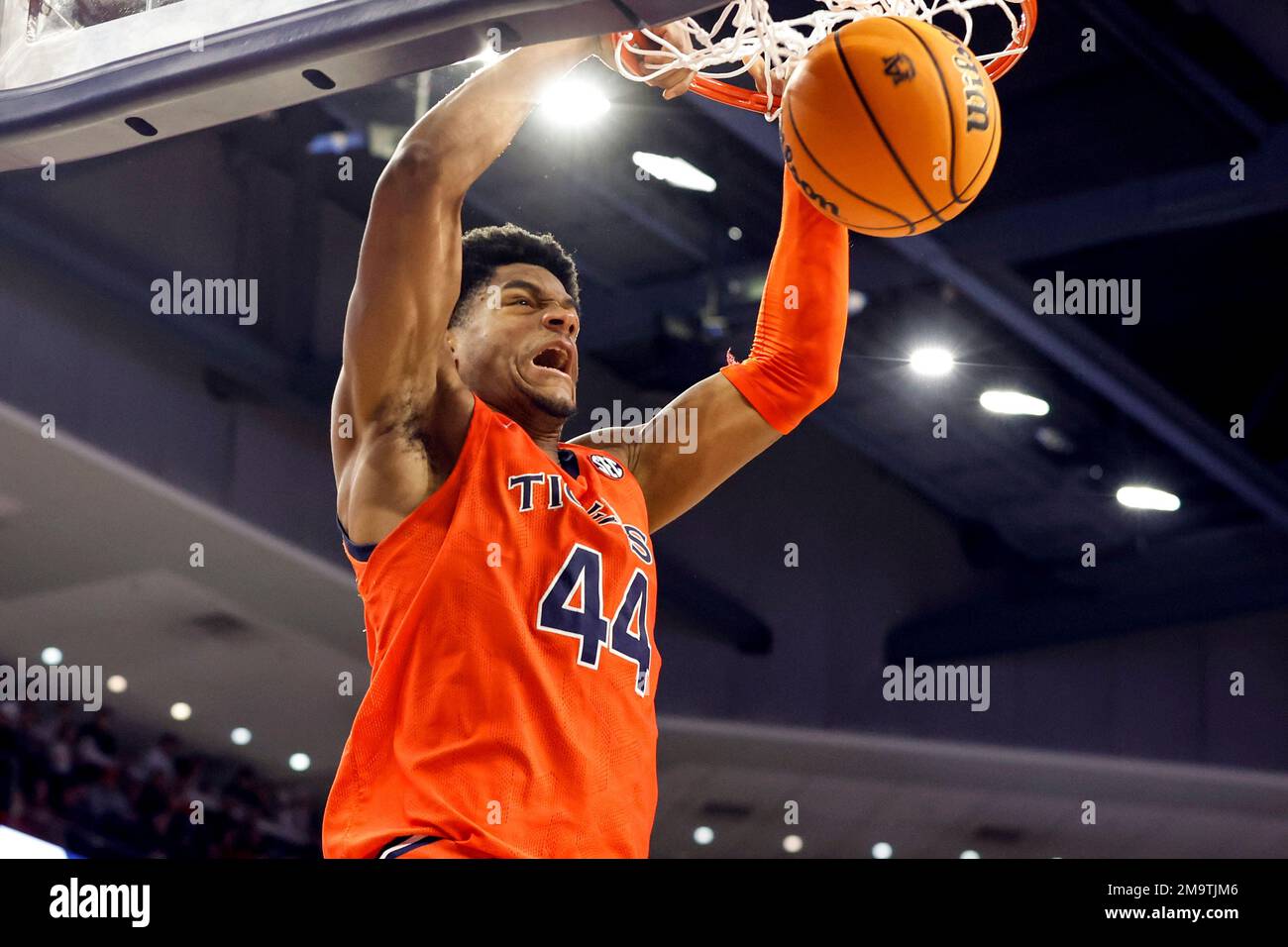 Auburn center Dylan Cardwell slam-dunk against Texas Southern during ...
