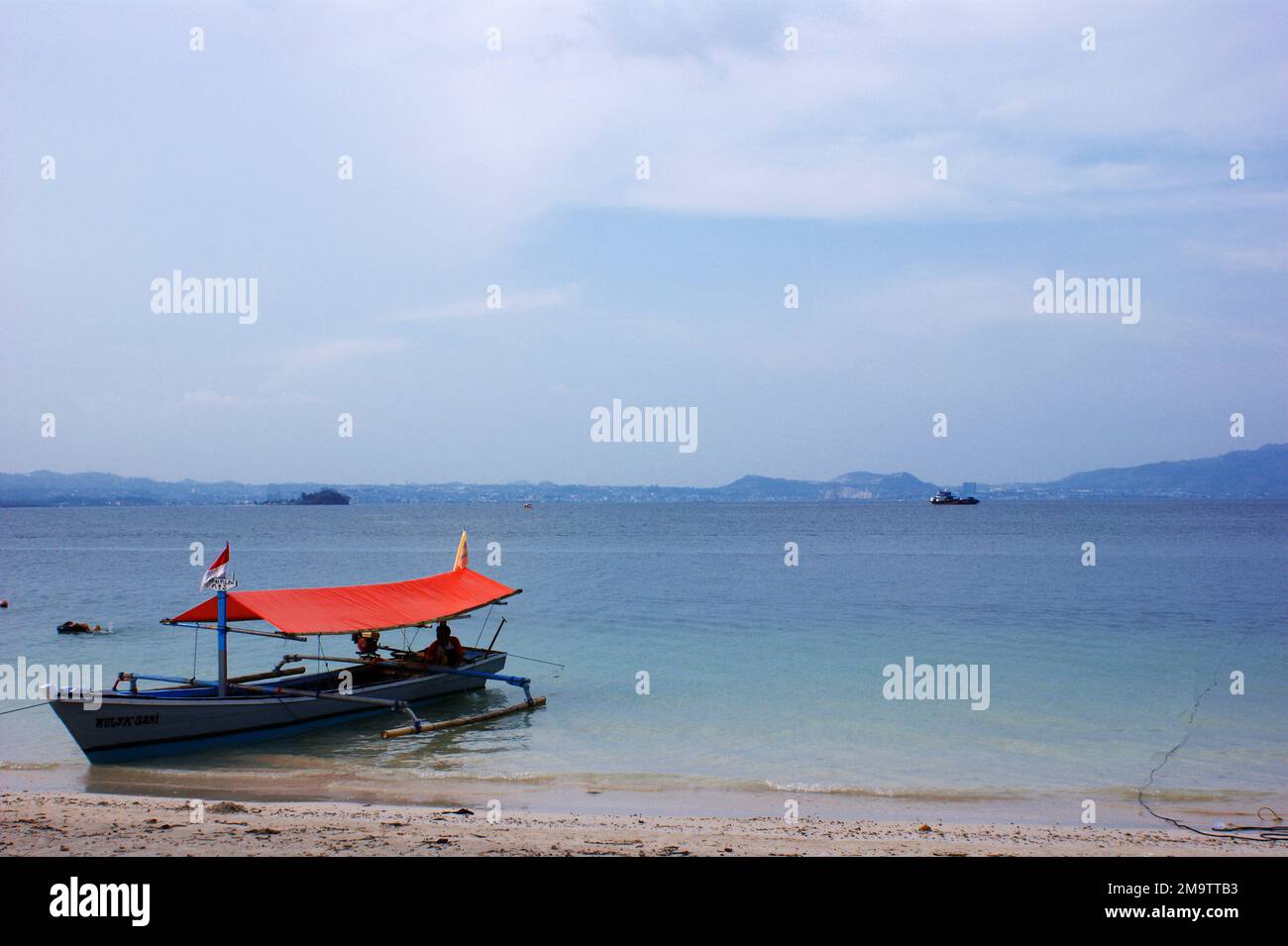 Pantai Mutun Beach, Lampung, Sumatera, Indonesia Stock Photo - Alamy