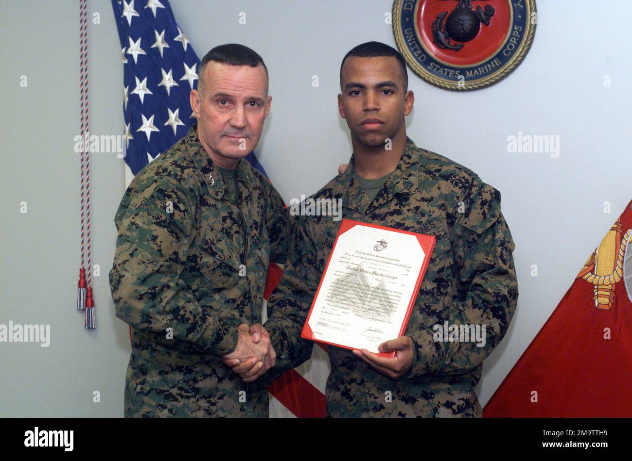 Us marine corps sergeant major hi-res stock photography and images - Alamy