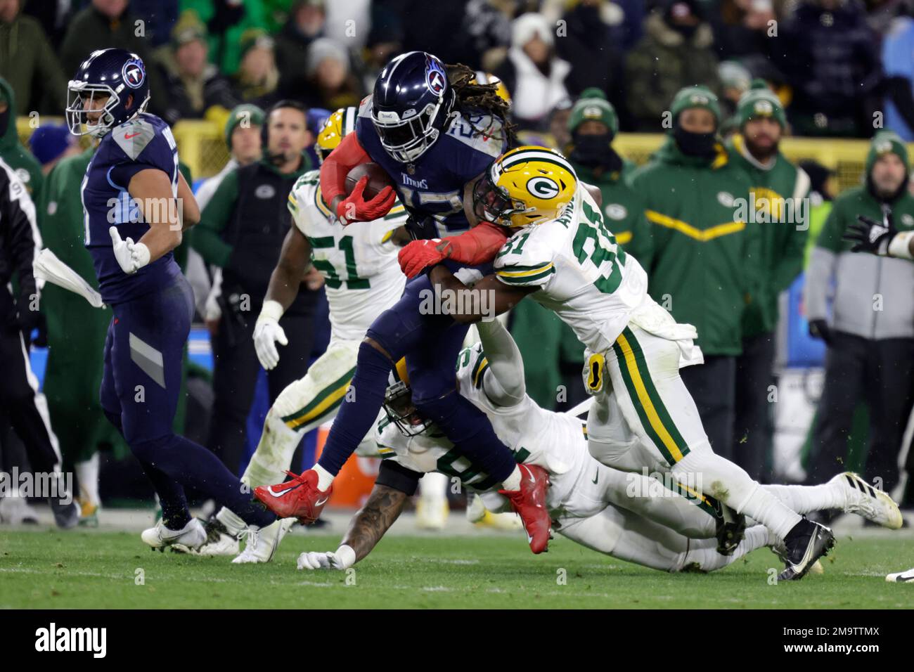 Tennessee Titans running back Derrick Henry (22) attempts to break a ...