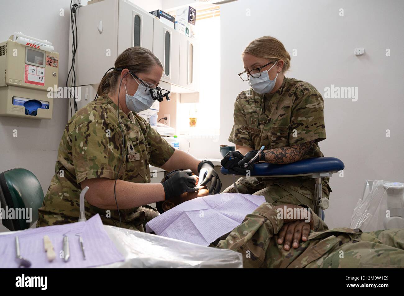 386th emdg hi-res stock photography and images - Alamy