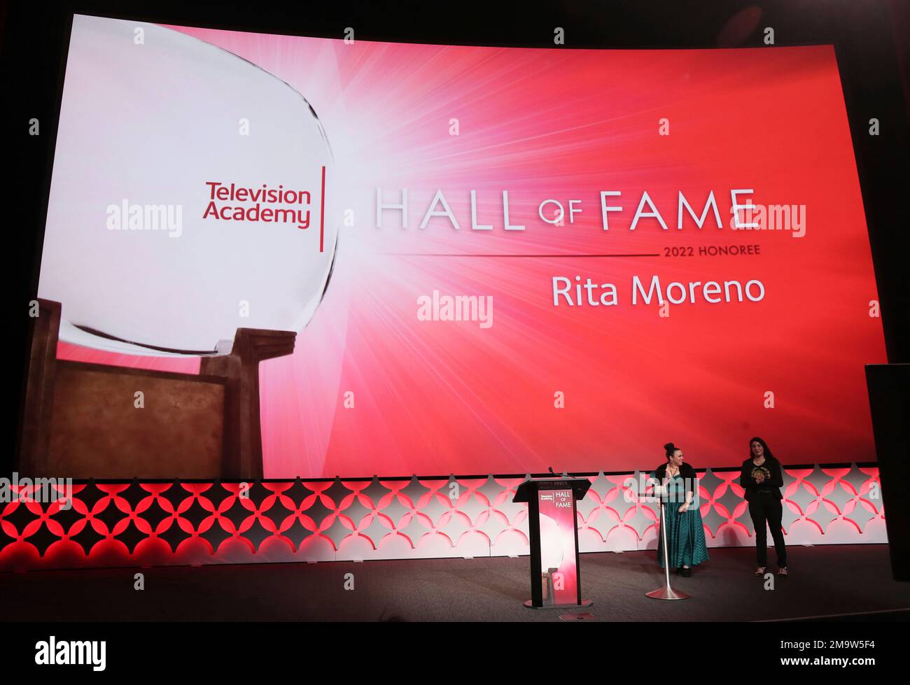 Gloria Calderon Kellett introduces Hall of Fame inductee Rita Moreno ...