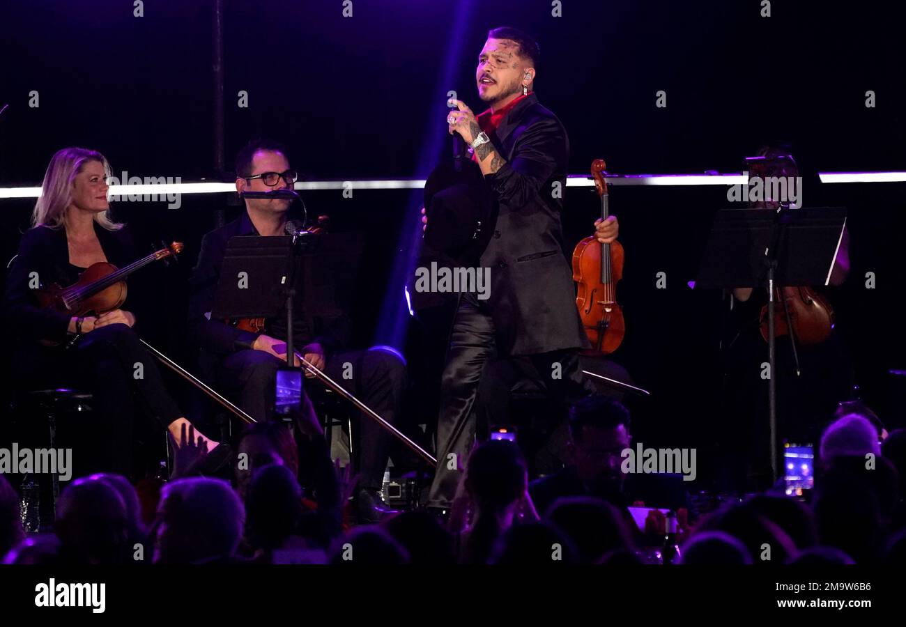 Christian Nodal performs "Mi Eterno Amor Secreto" at the Latin ...