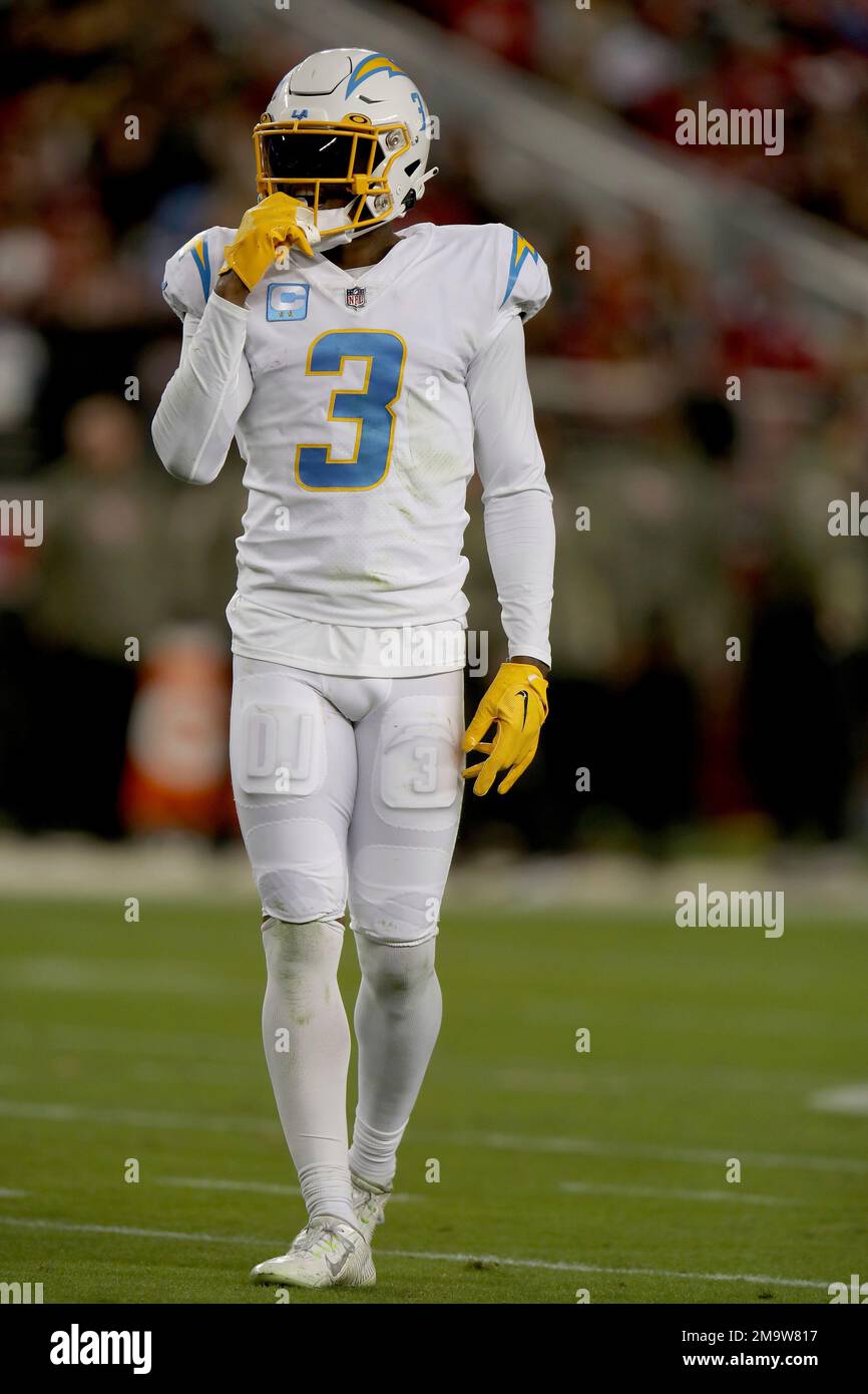 Los Angeles Chargers safety Derwin James Jr. (3) looks into the ...