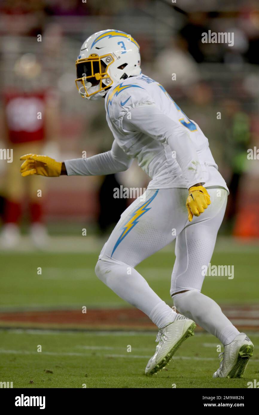 Los Angeles Chargers safety Derwin James Jr. (3) looks into the ...