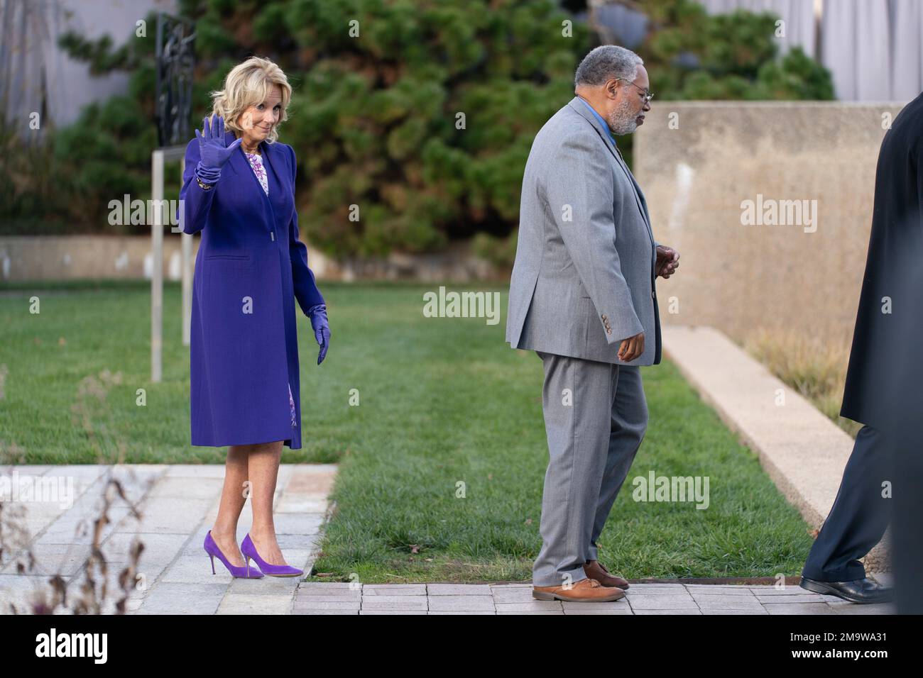 First lady Jill Biden and Smithsonian Secretary Lonnie Bunch walk to ...