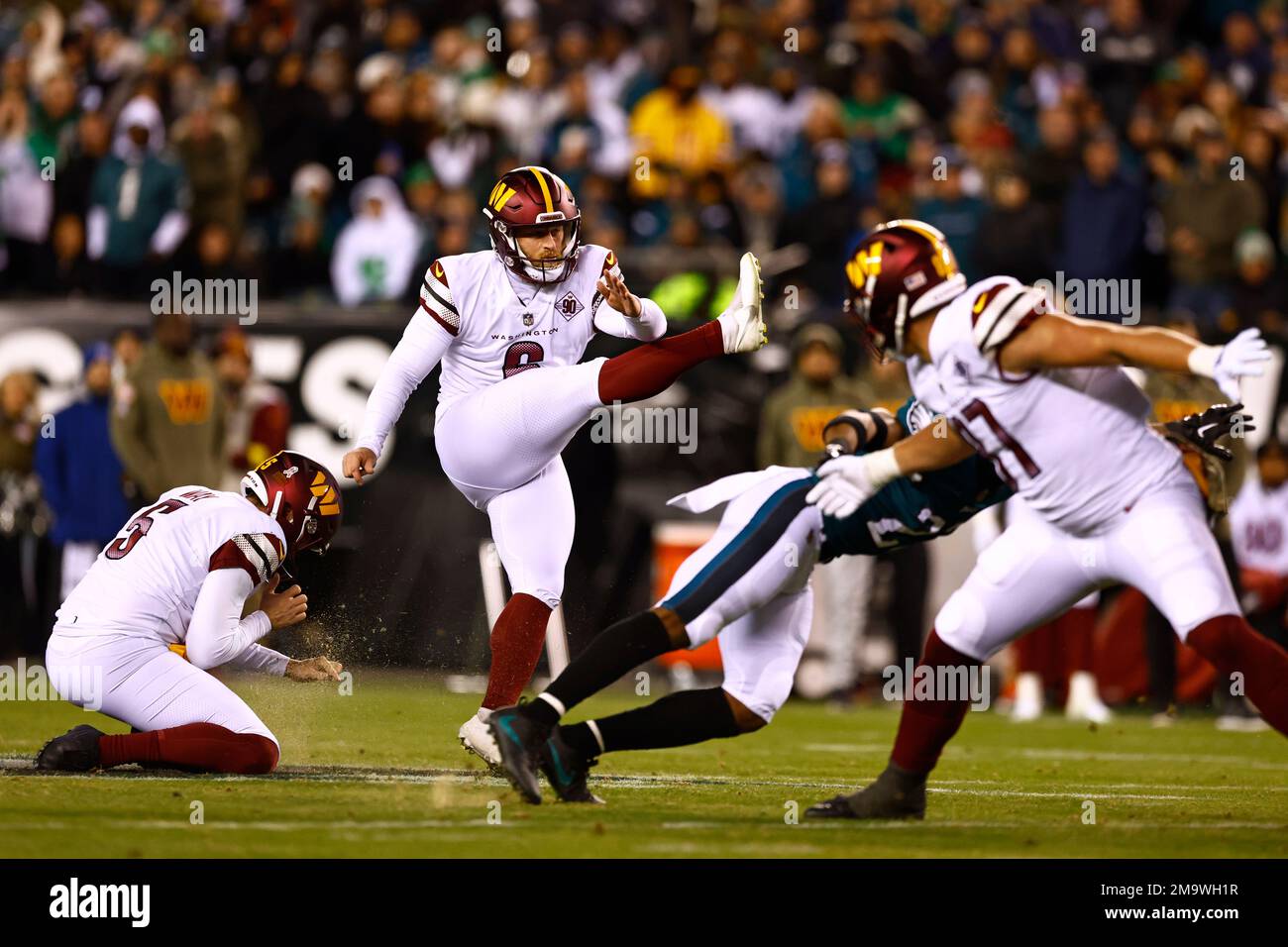 Washington Commanders place kicker Joey Slye (6) kicks a field goal ...