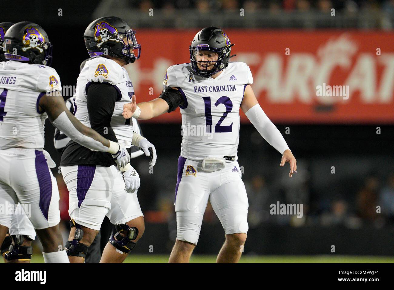 East Carolina quarterback Holton Ahlers (12) plays during the first ...