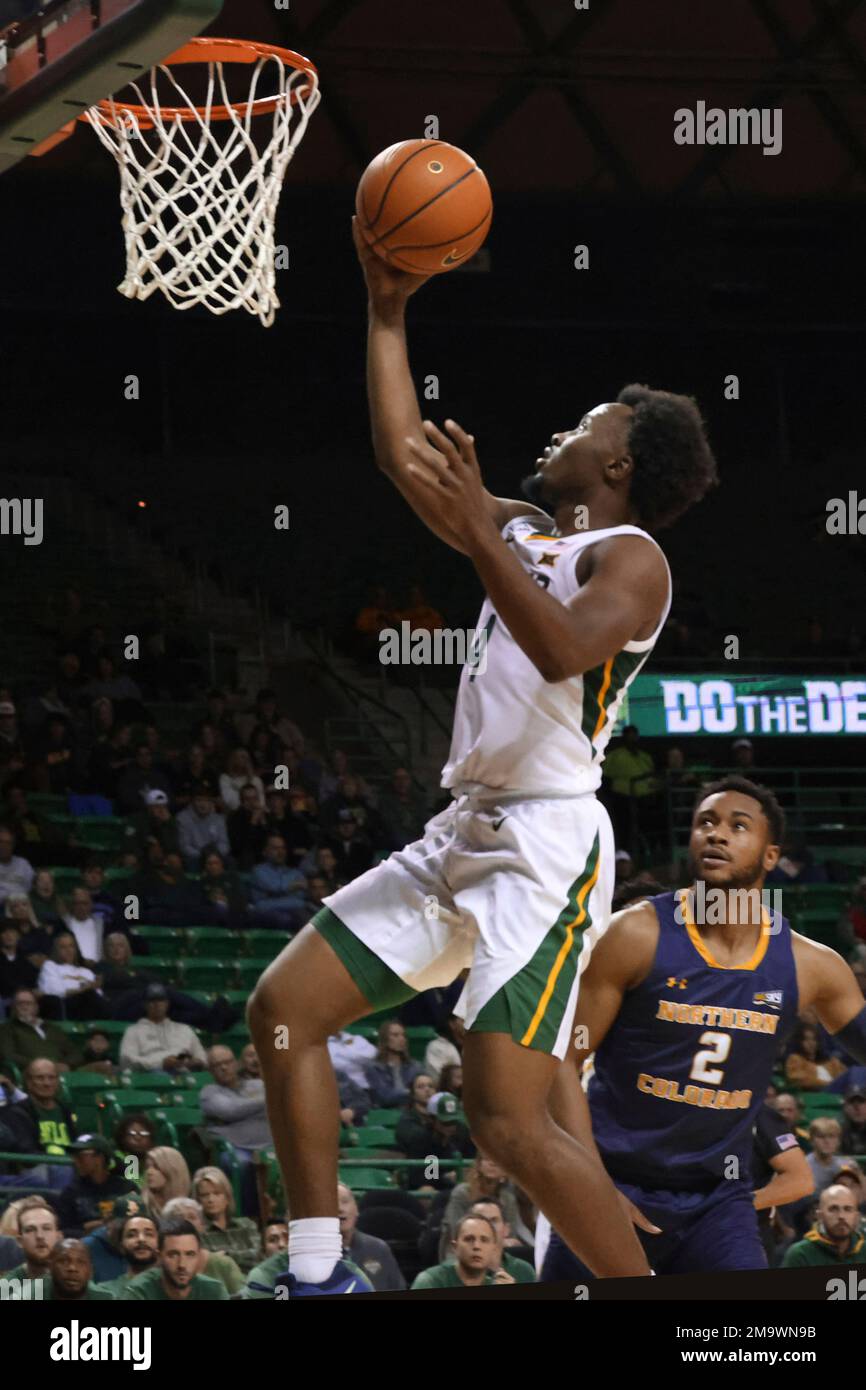 Baylor guard LJ Cryer (4) scores past Northern Colorado guard Matt ...