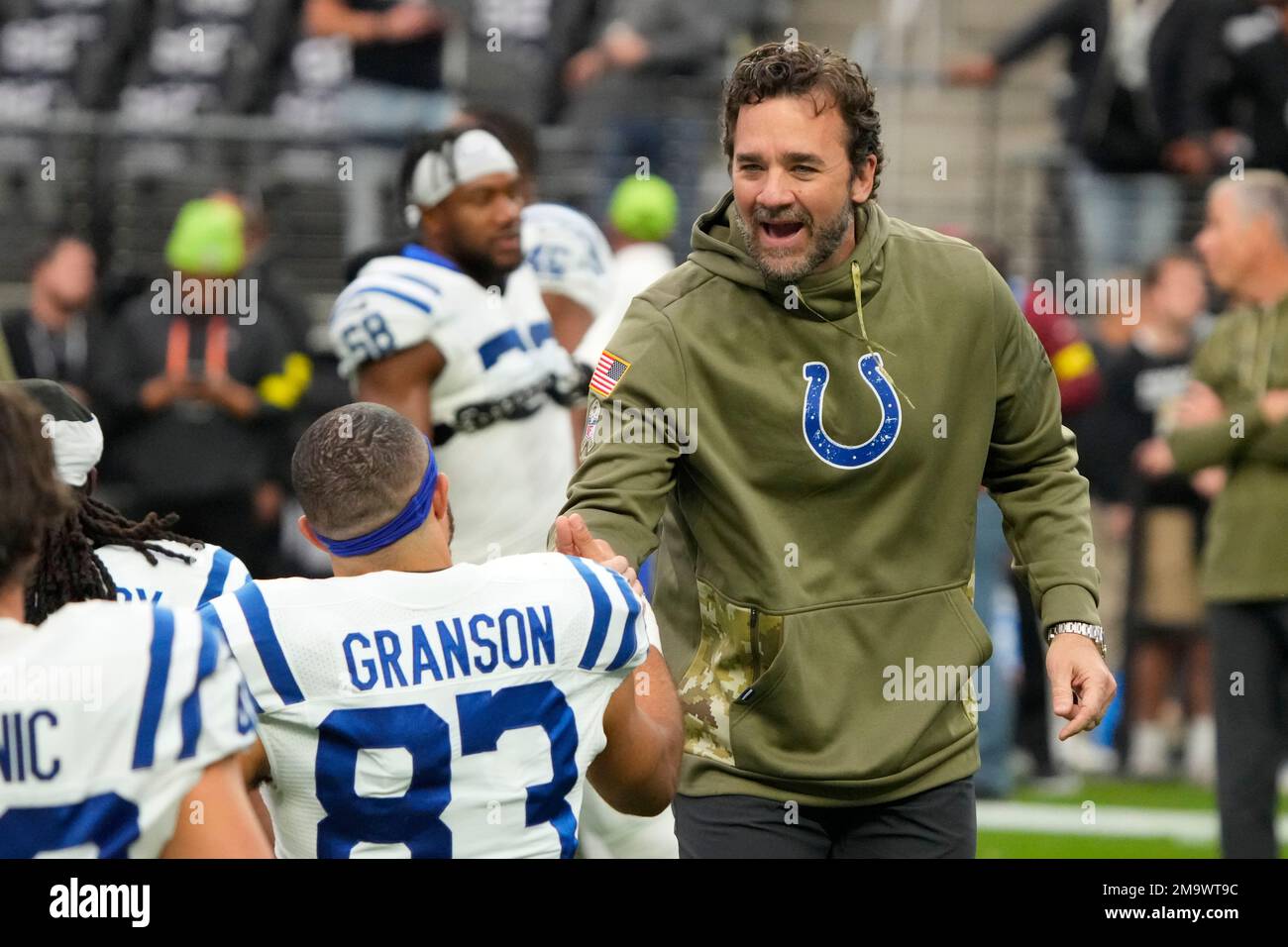 Indianapolis Colts head coach Jeff Saturday warms up before a NFL ...