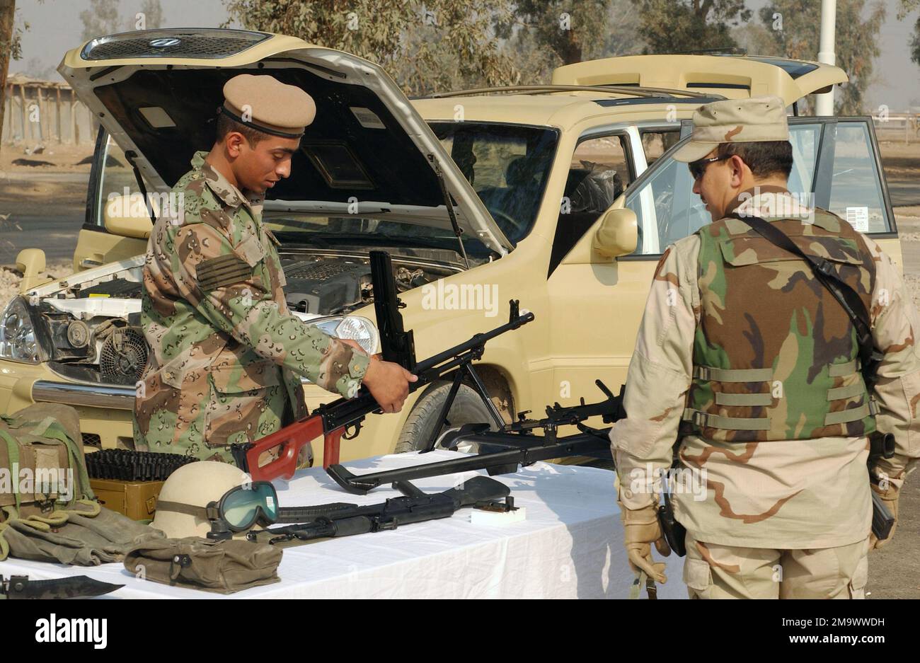 040106-F-0981H-069. Base: Baghdad Country: Iraq (IRQ) Scene Major ...