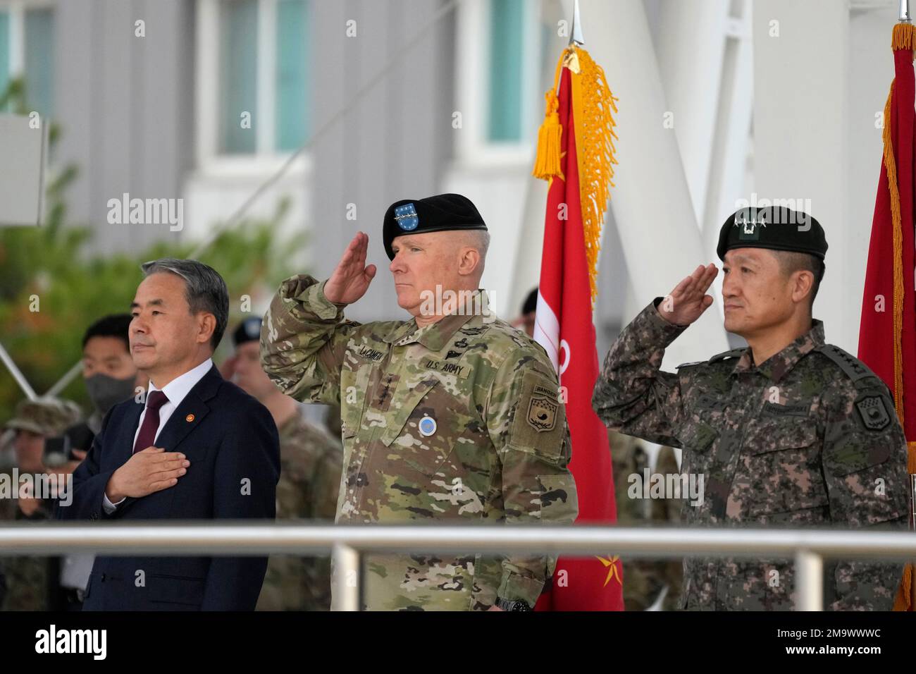 South Korean Defense Minister Lee Jong-sup, left, Gen. Paul J. LaCamera ...