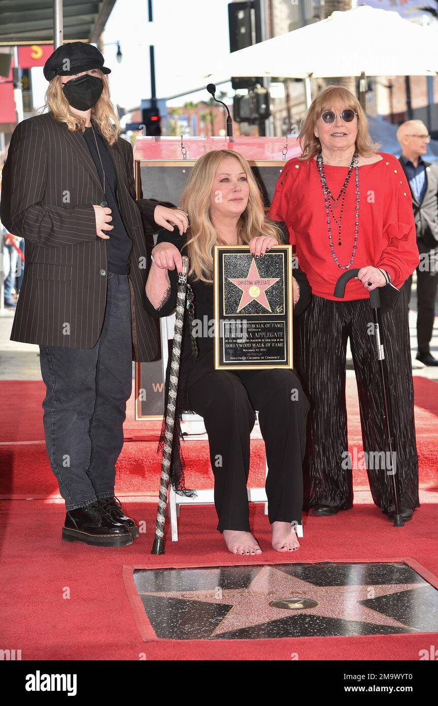 Sadie Grace LeNoble, from left, Christina Applegate and Nancy Priddy pose during a ceremony ...