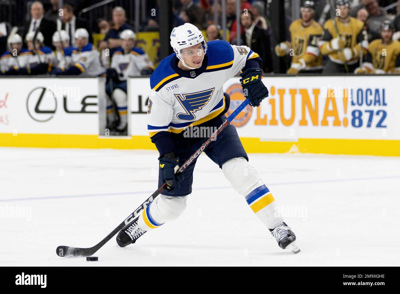 St. Louis Blues center Tyler Pitlick (9) prepares to shoot during the ...