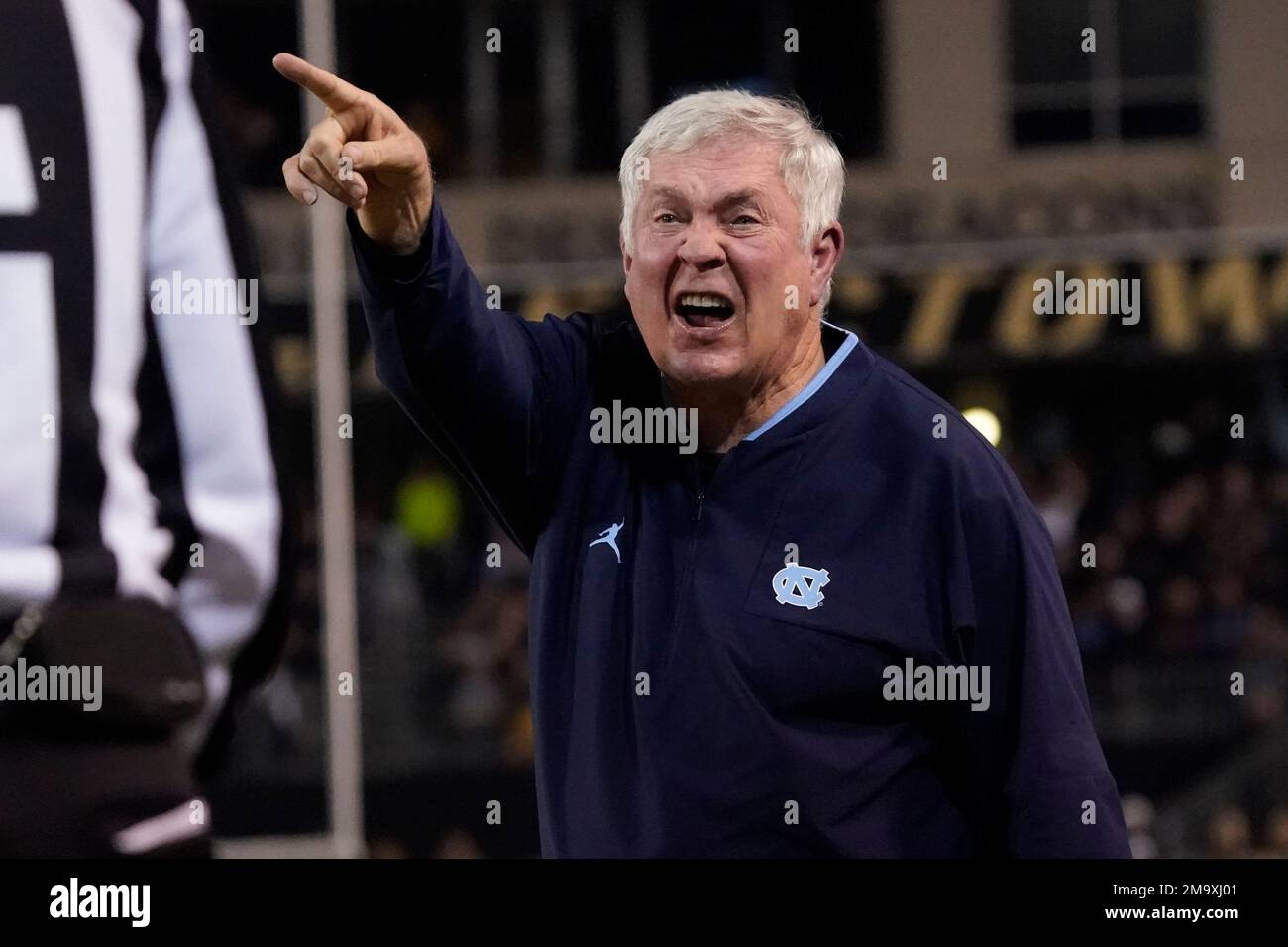 North Carolina head coach Mack Brown argues a call during the first ...