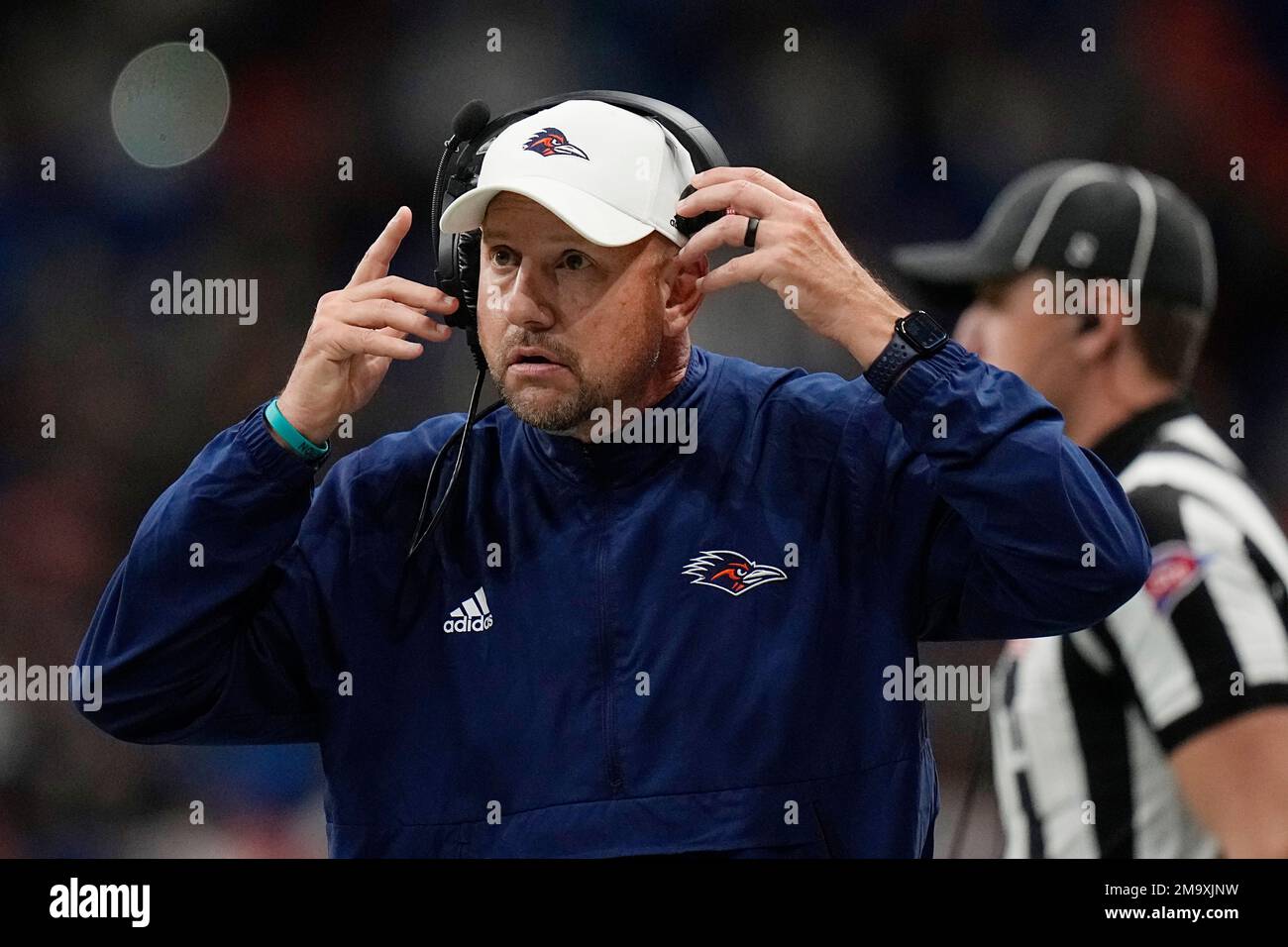 UTSA head coach Jeff Traylor during the second half of an NCAA college ...
