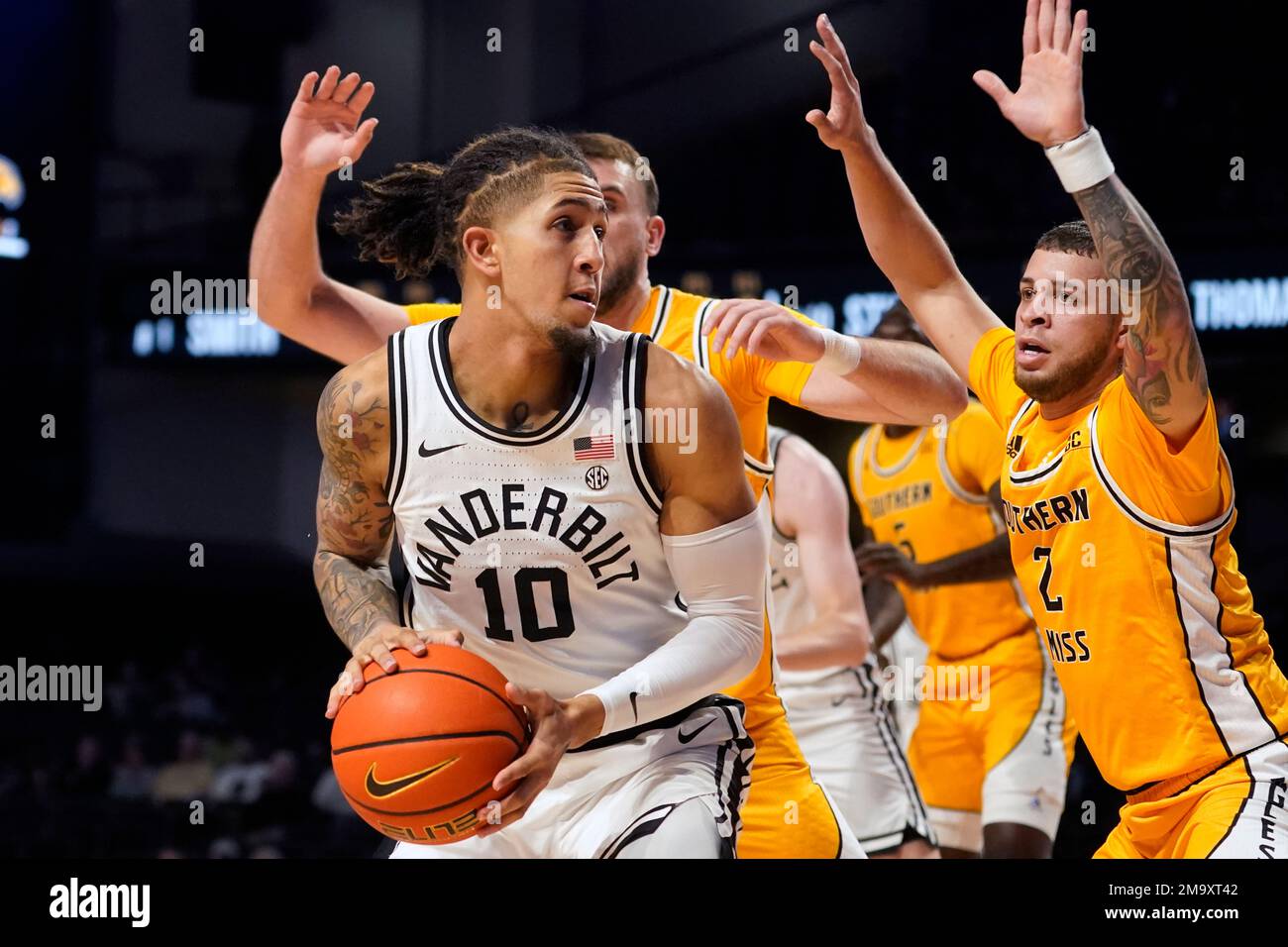 Vanderbilt forward Myles Stute (10) is defended by Southern Mississippi ...