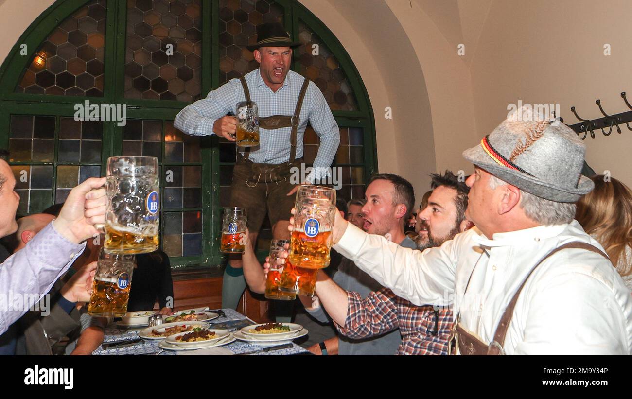 NFL Network enjoying an evening during a Buccaneers Pub Event, Nov. 10 ...