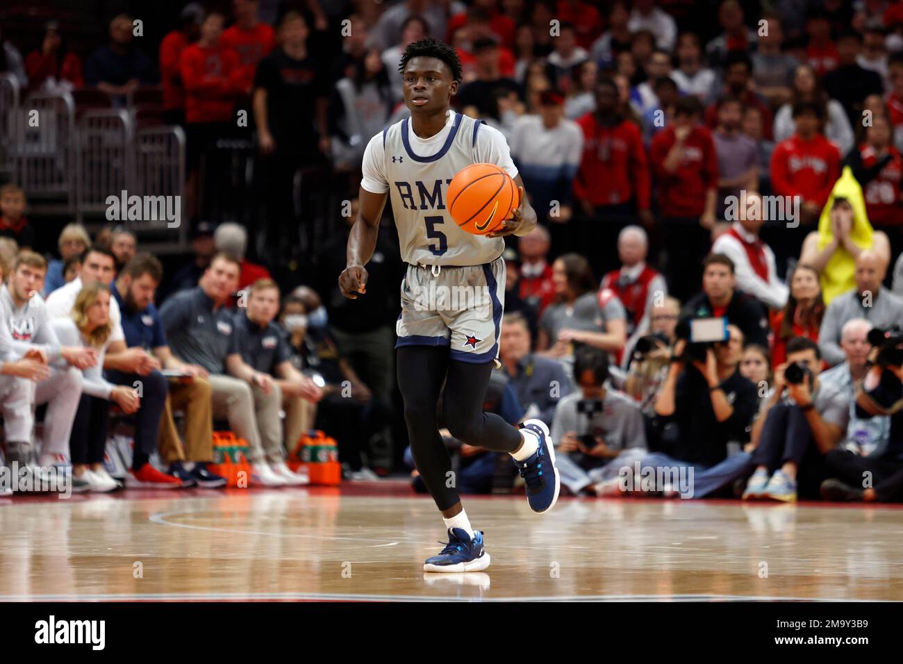 Robert Morris guard Enoch Cheeks drives against Ohio State during an ...