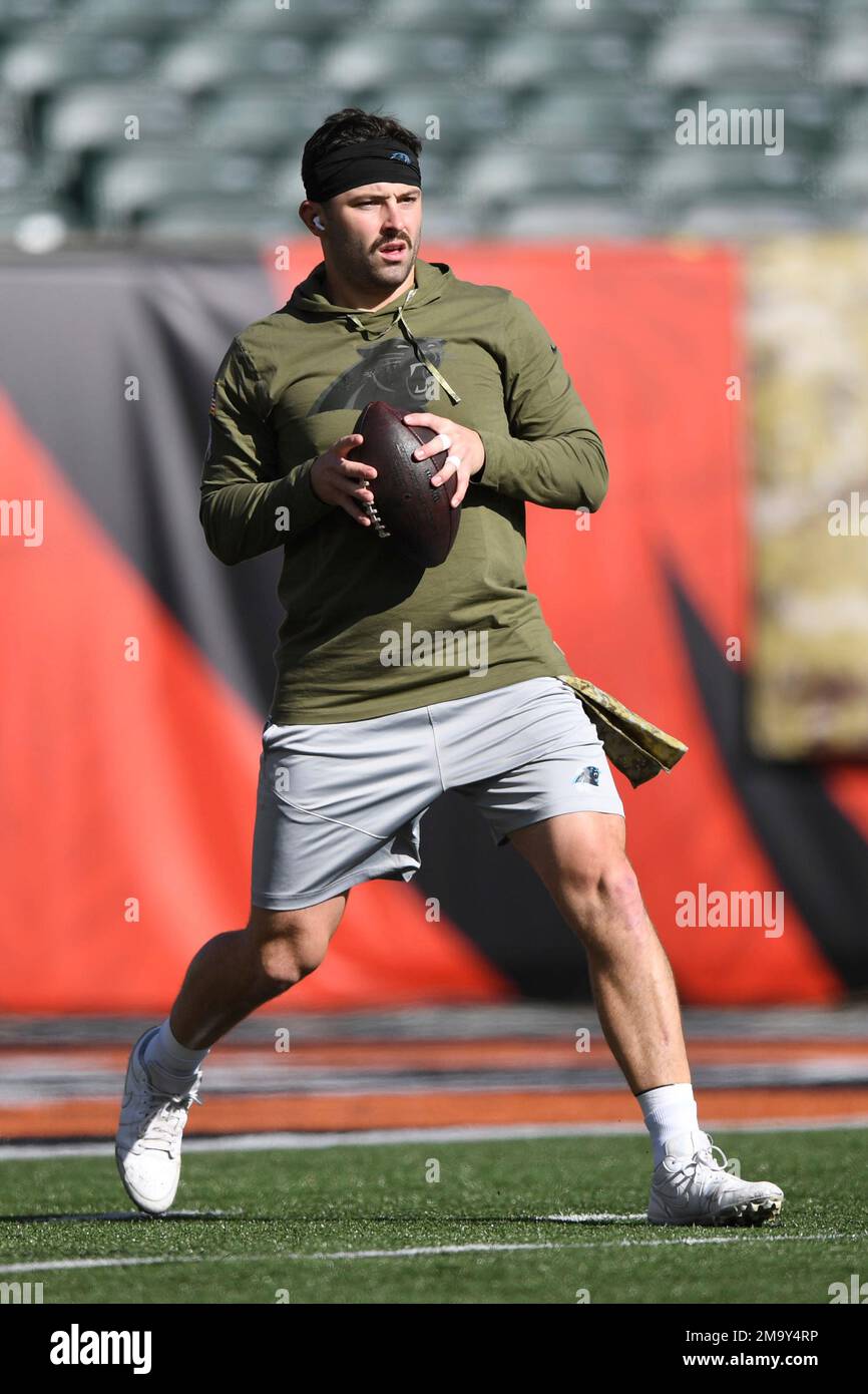 Carolina Panthers quarterback Baker Mayfield (6) warms up before an NFL ...