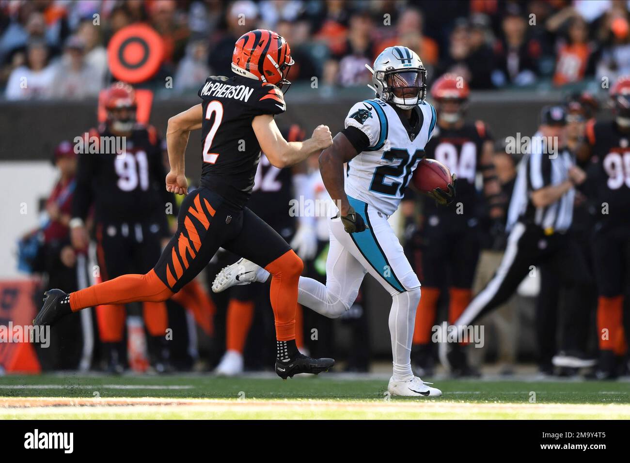 Carolina Panthers running back Raheem Blackshear (20) carries the ball ...