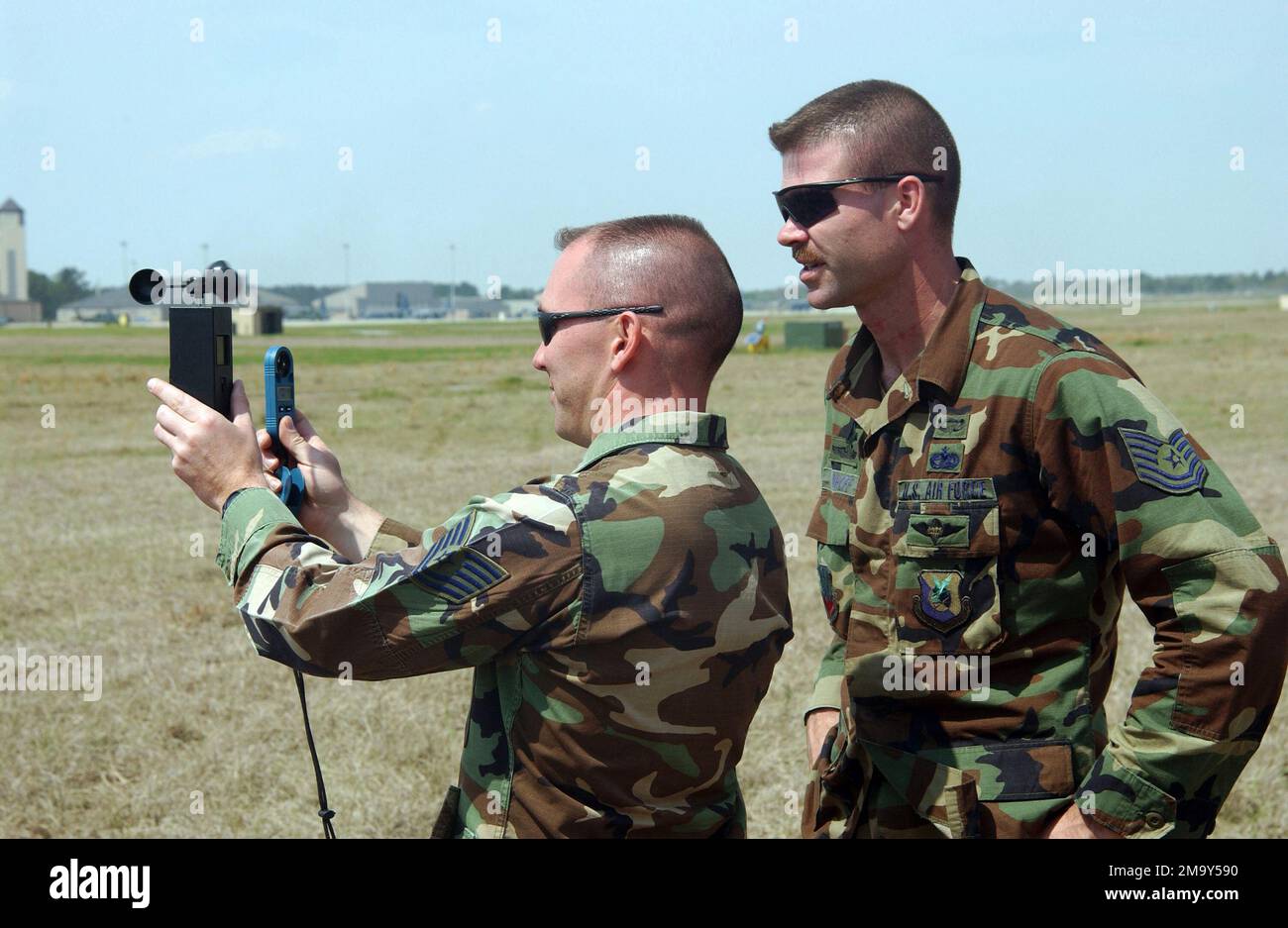 Dz drop zone hi-res stock photography and images - Alamy