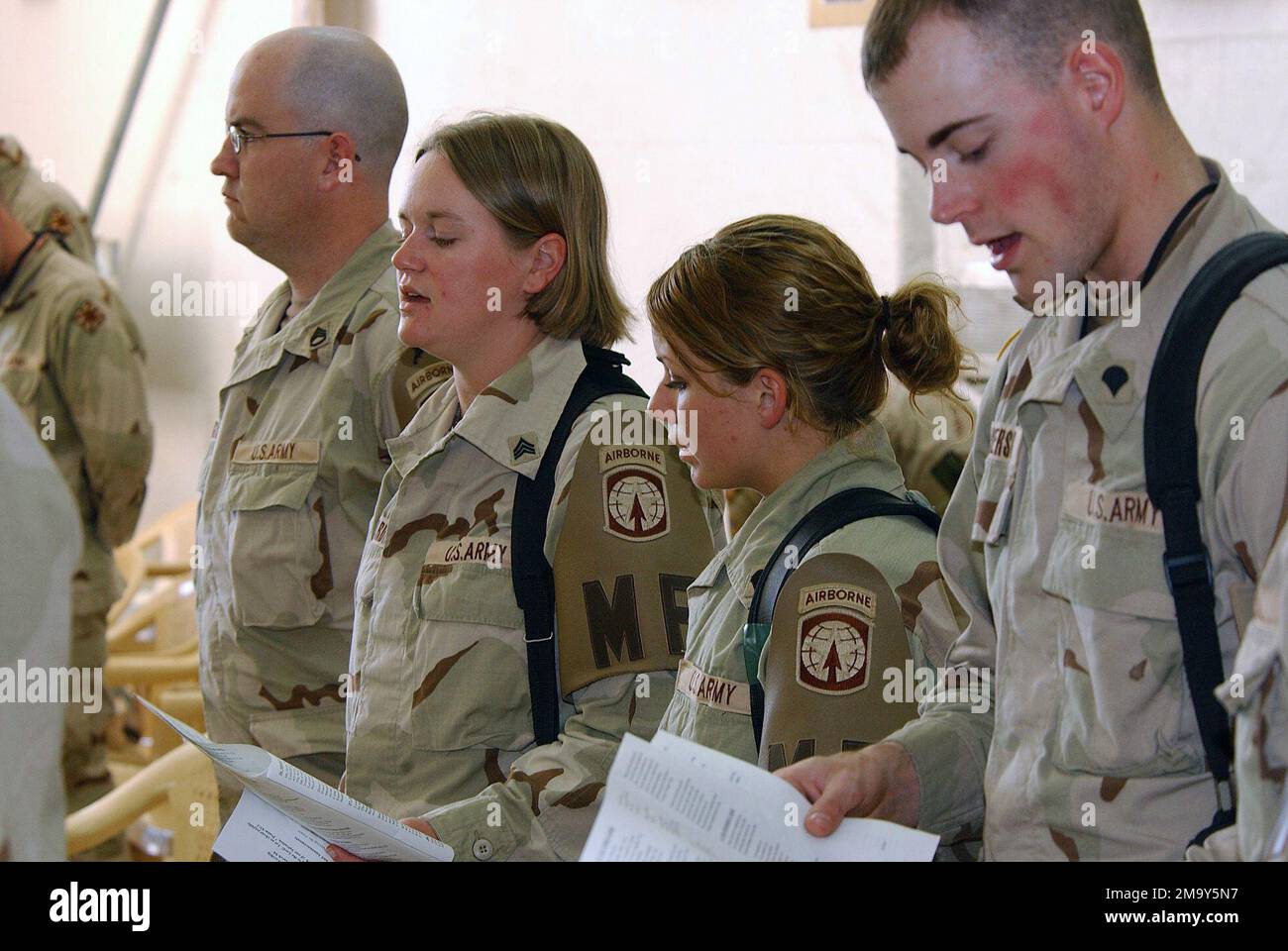 2004 iraqi army hi-res stock photography and images - Alamy