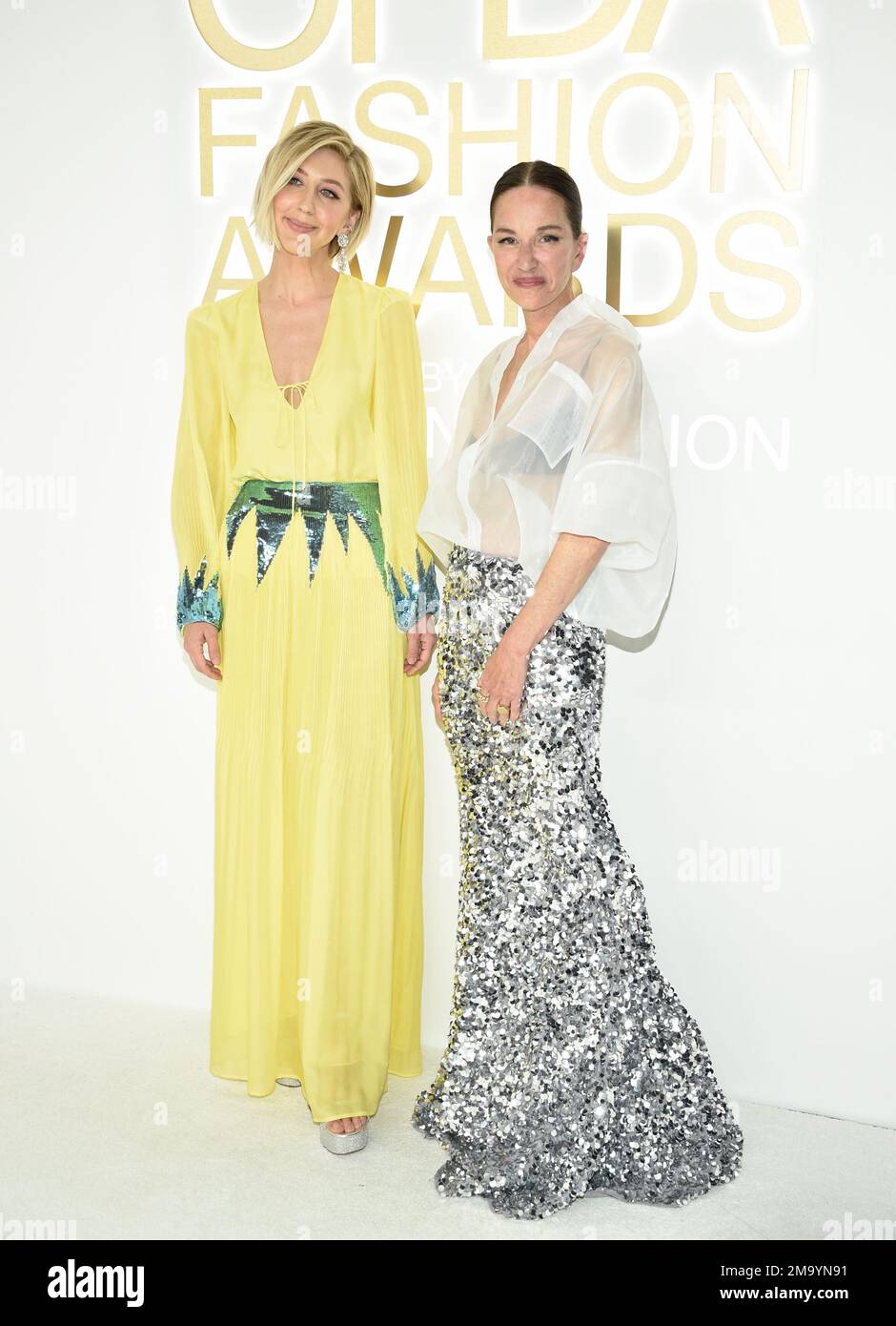 Heidi Gardner, left, and Cynthia Rowley attend the CFDA Fashion Awards ...