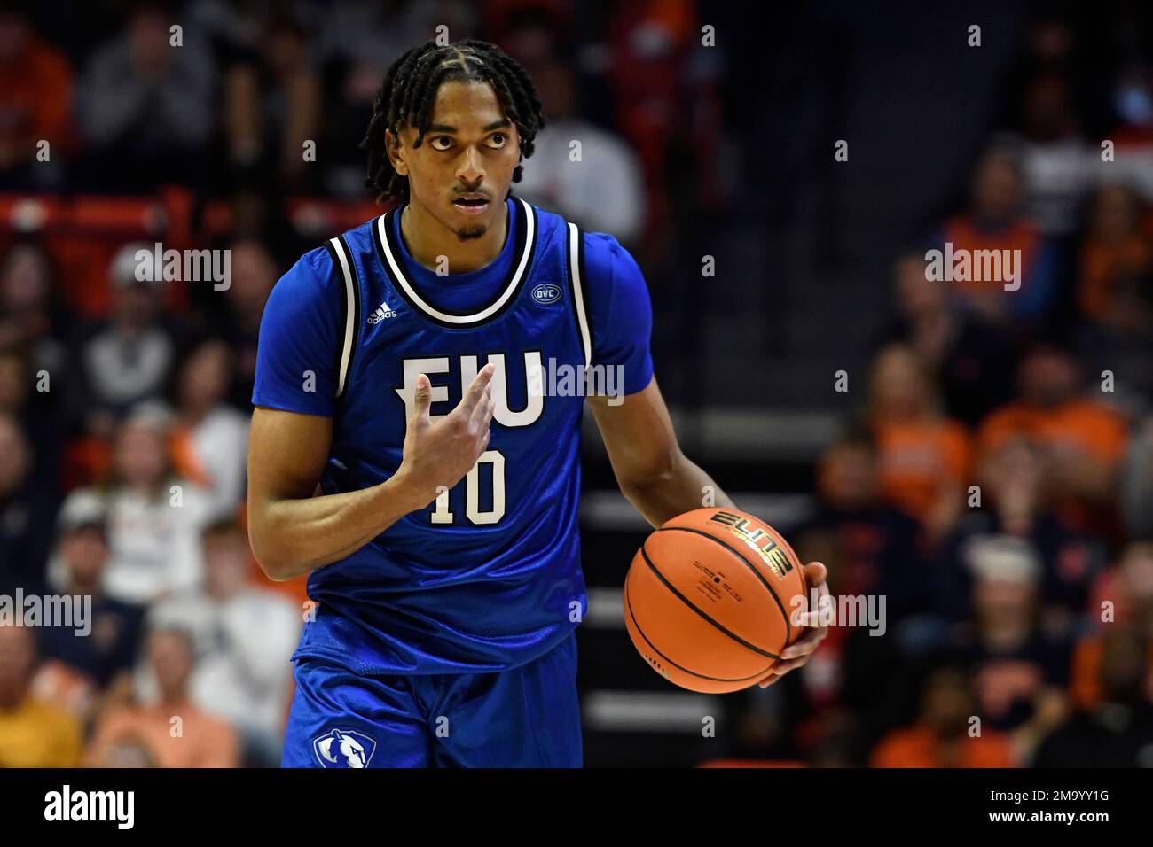 Eastern Illinois' Kinyon Hodges (10) signals during the second half of ...