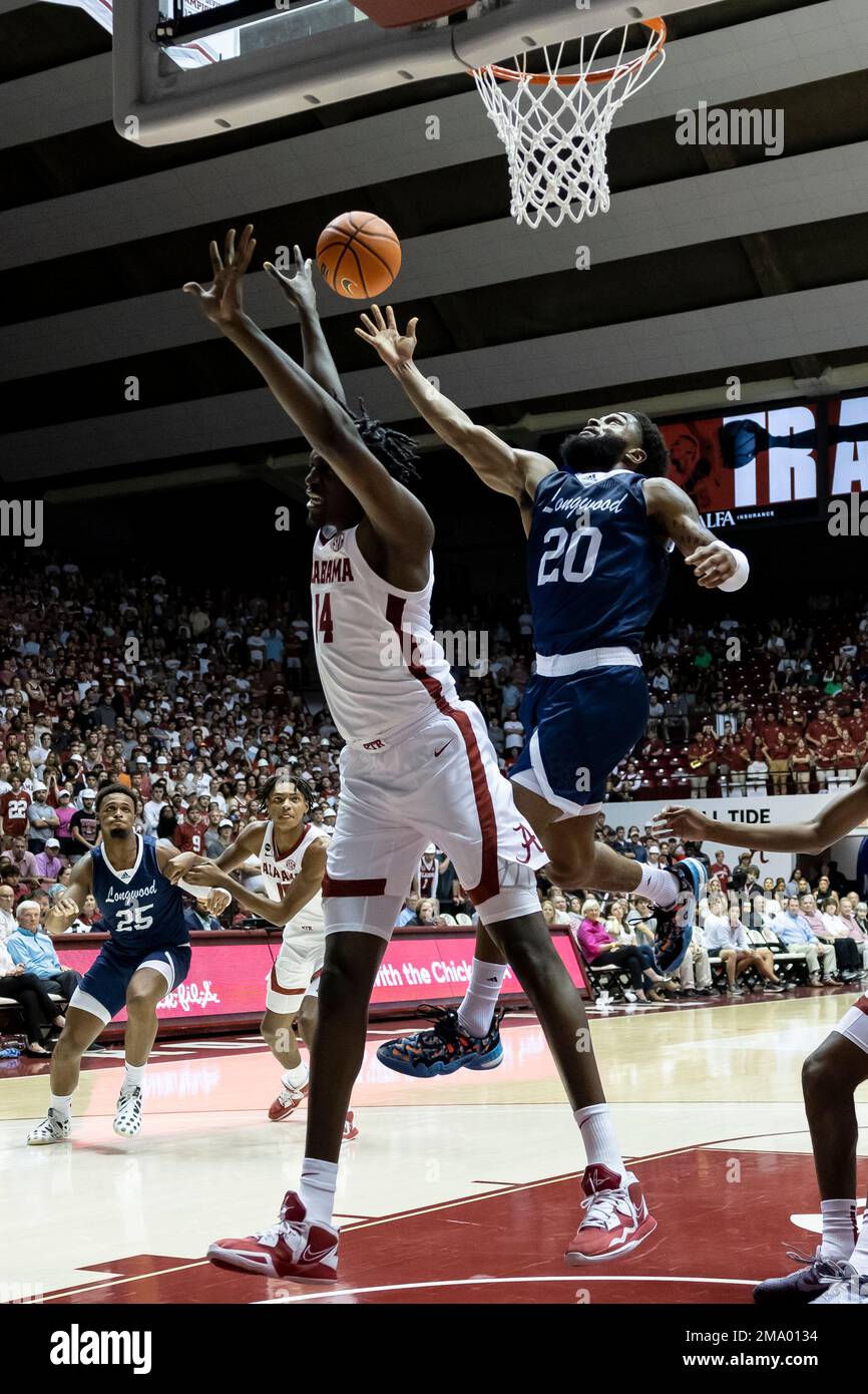Longwood guard Walyn Napper (20) shoots next to Alabama center Charles ...